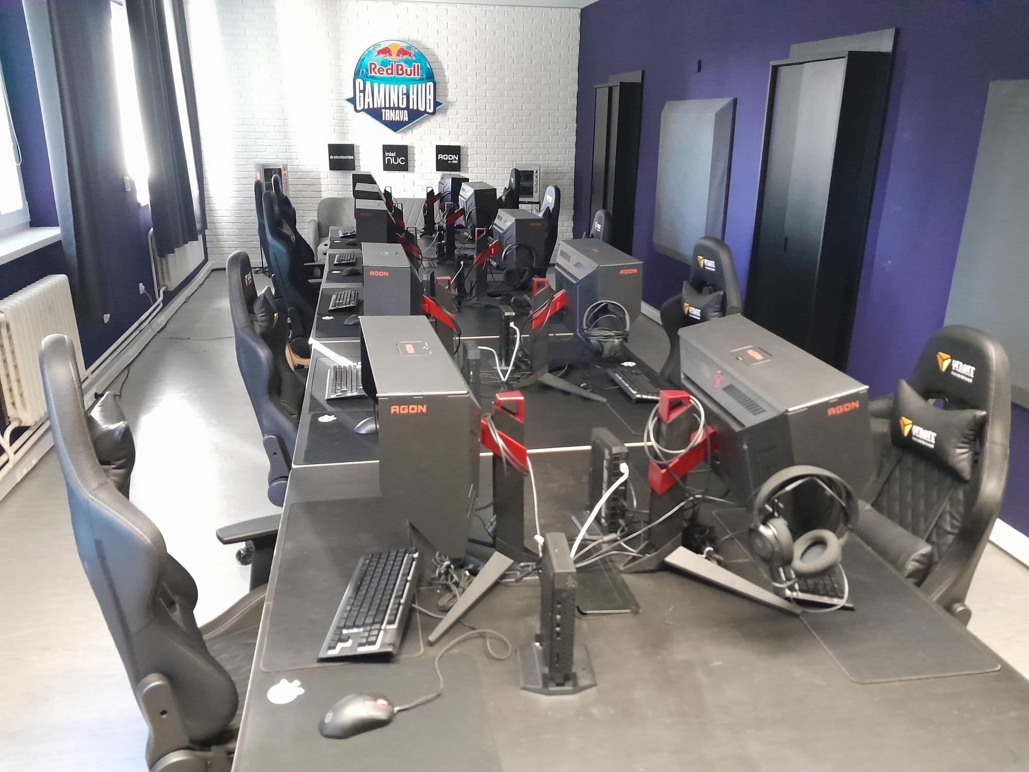 ADVA Group anuncia un pre-lanzamiento del Red Bull Gaming Hub en la ...